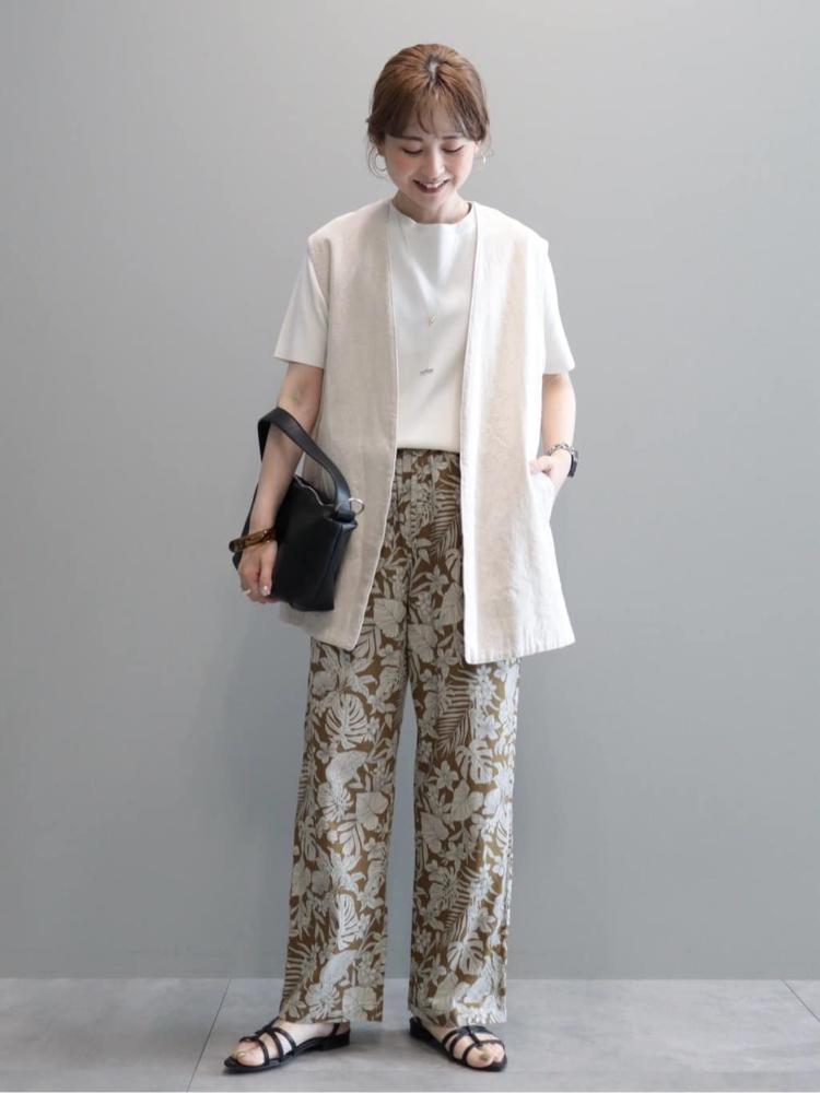 AMERICAN HOLIC(アメリカンホリック)「羽織るだけでトレンド感を」のコーディネート - ファッションレンタルのメチャカリ